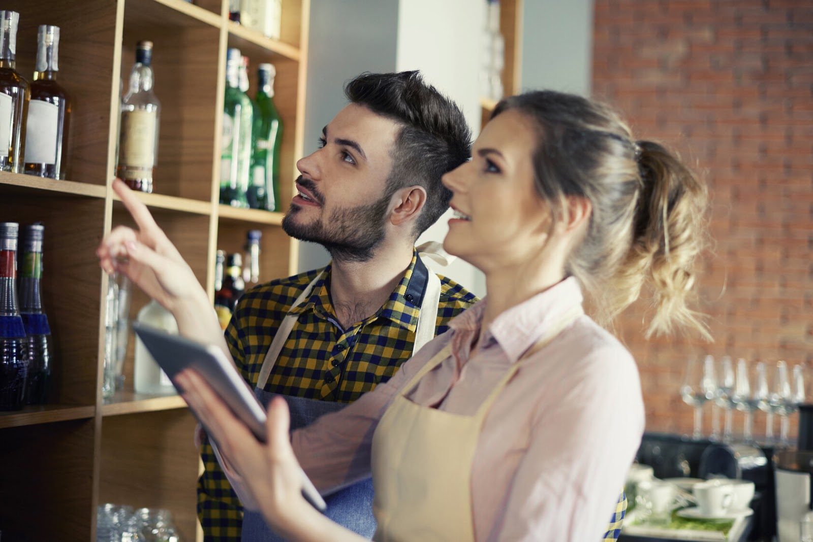 How to manage a bar inventory | Liquor inventory guide